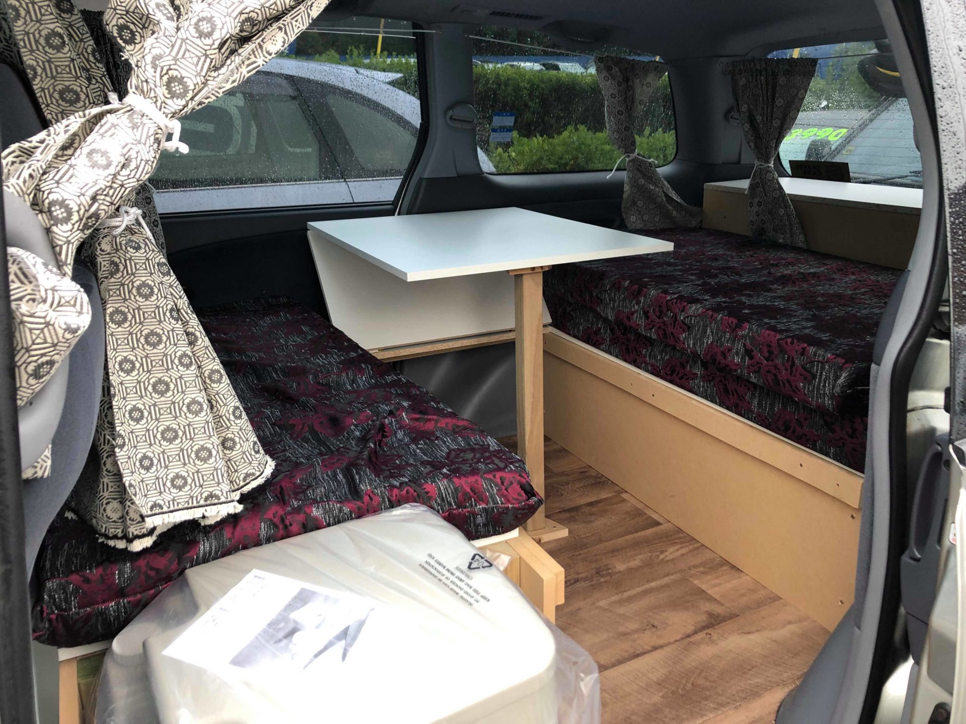 Self-Contained Campervans in New Zealand | Travel Cars NZ