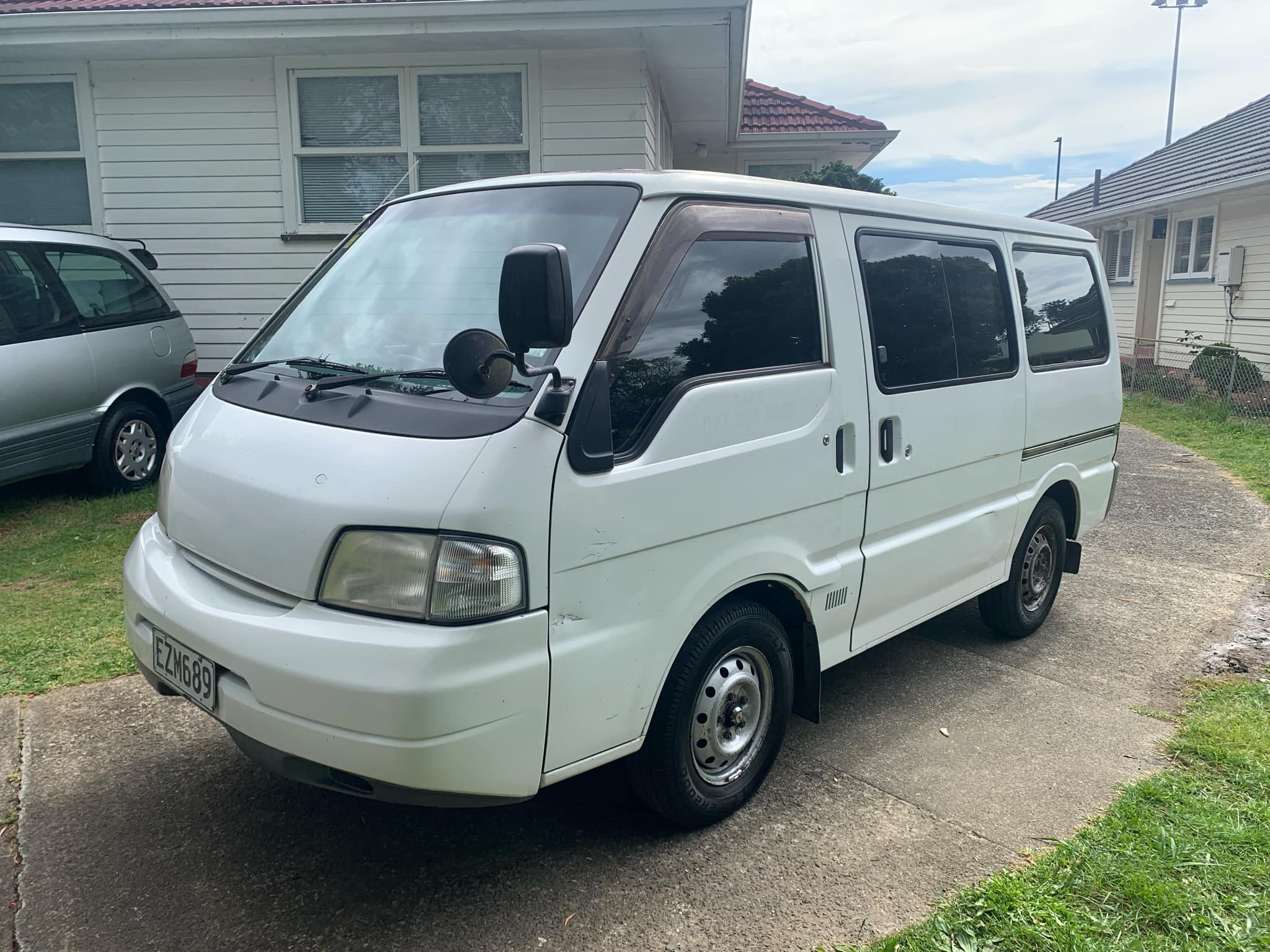 Mazda Bongo 2001 Self-Contained | Travel Cars New Zealand